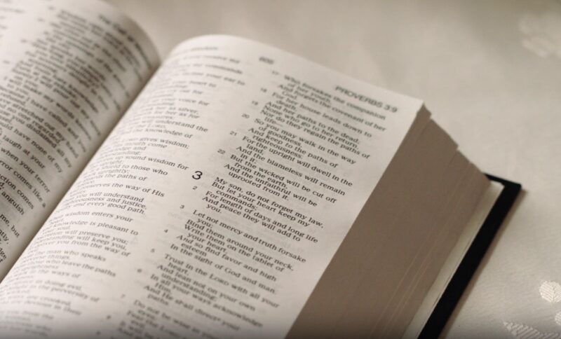 How Many Chapters Are In The Bible? An Insight Into The Grand Narrative ...