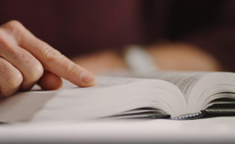 The 5 Most Accurate Bible Translations - Scripture's Finest